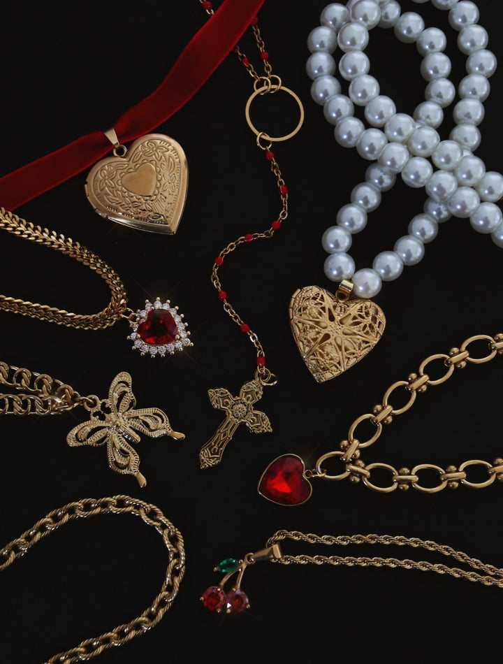 Vintage Inspired – Distorted Angels